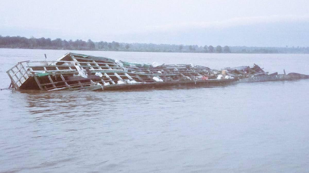 Tshopo – Basoko : plusieurs morts dans le naufrage d’une baleinière sur ...