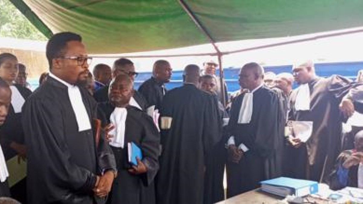 RDC/SNEL : Réquisitoire de six ans de travaux forcés contre trois hauts ...