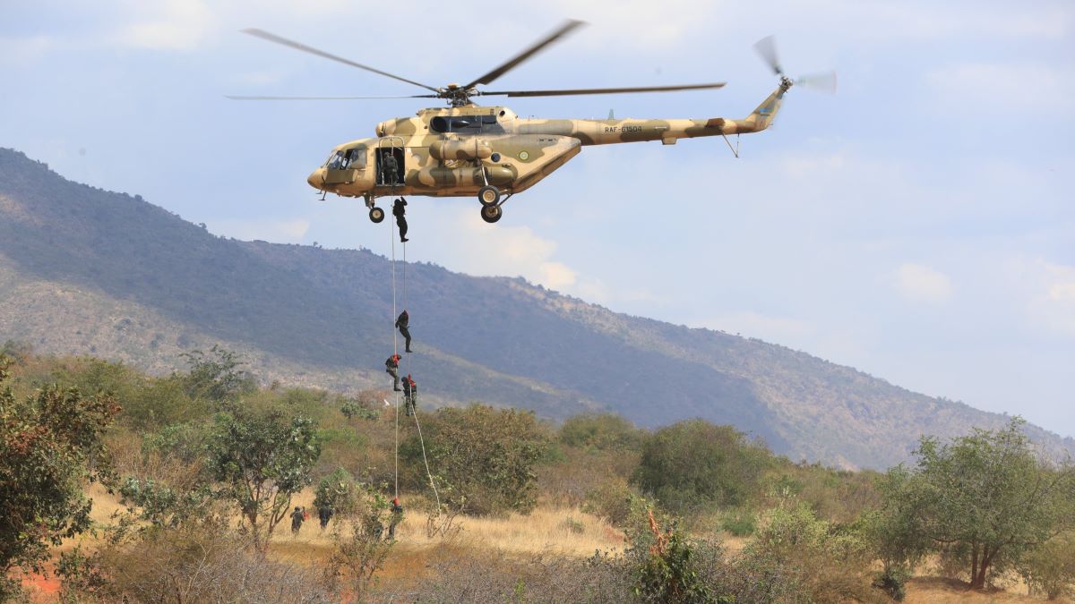Tensions à la frontière : Les FARDC dénoncent une incursion potentielle ...